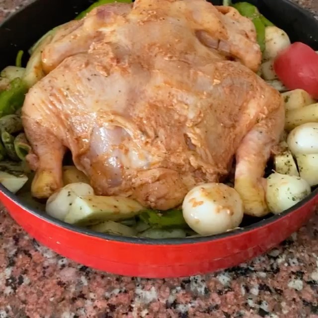 Fırında Bütün Tavuk | Nefis Lezzetler Sitesi - NefisLezzetim.Com